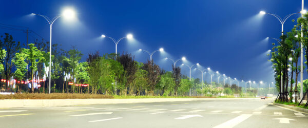 What is the uniformity of street lighting?